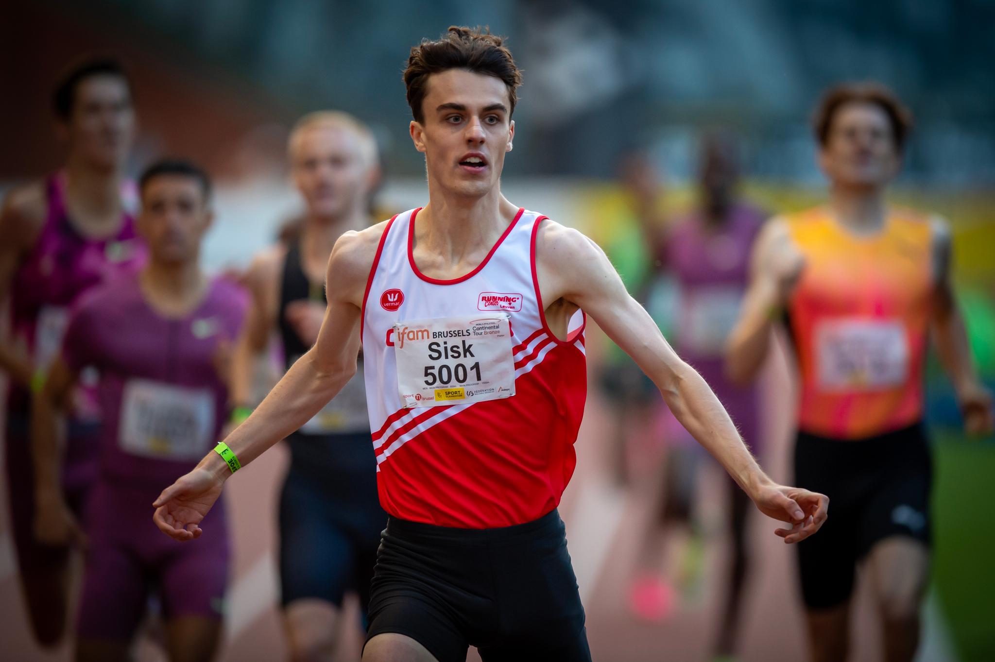 IFAM dag 1: Pieter Sisk plaatst zich in één klap voor Rome en Parijs ...