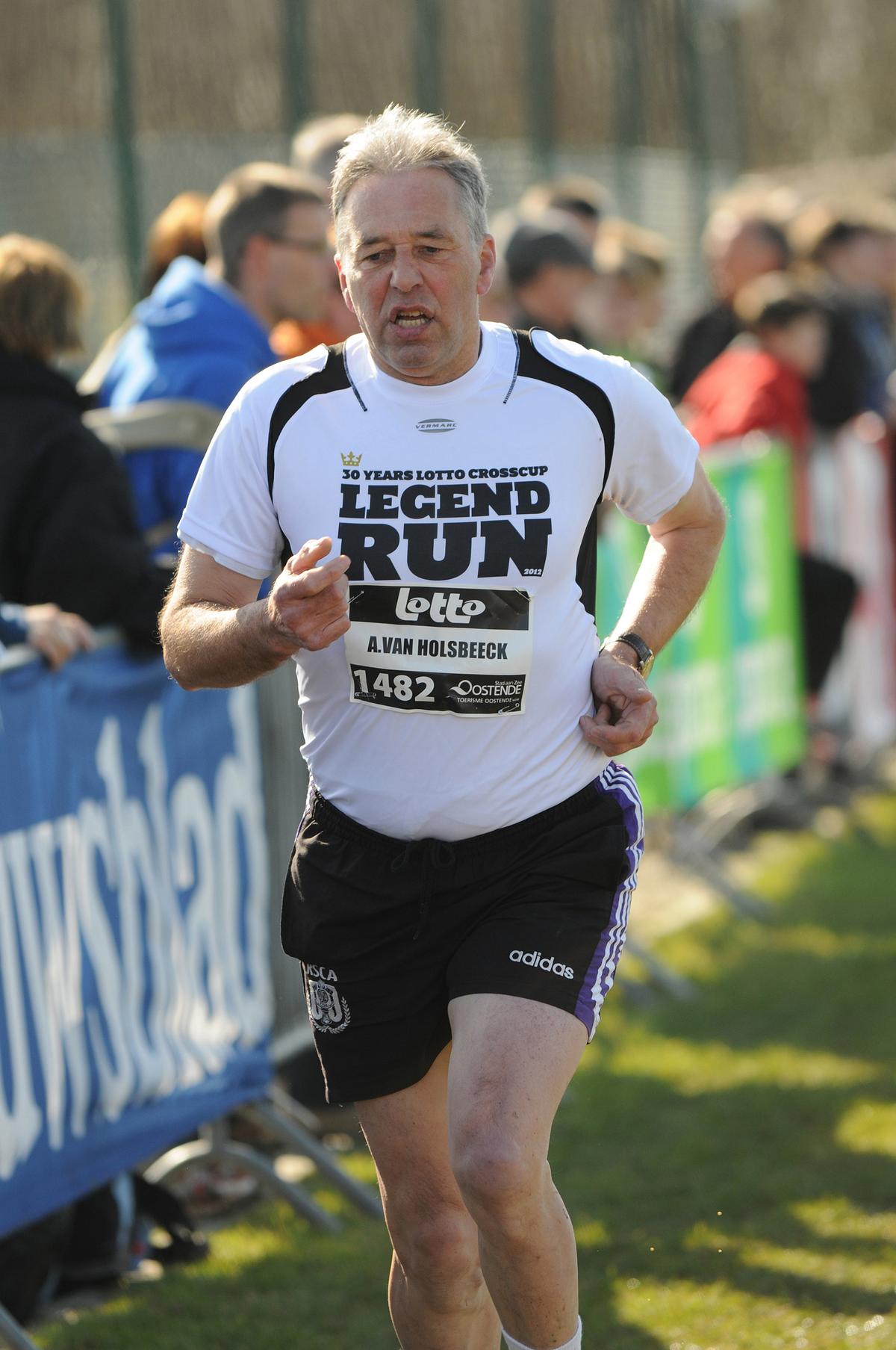 In Memoriam Albien Van Holsbeeck - Atletiek Vlaanderen