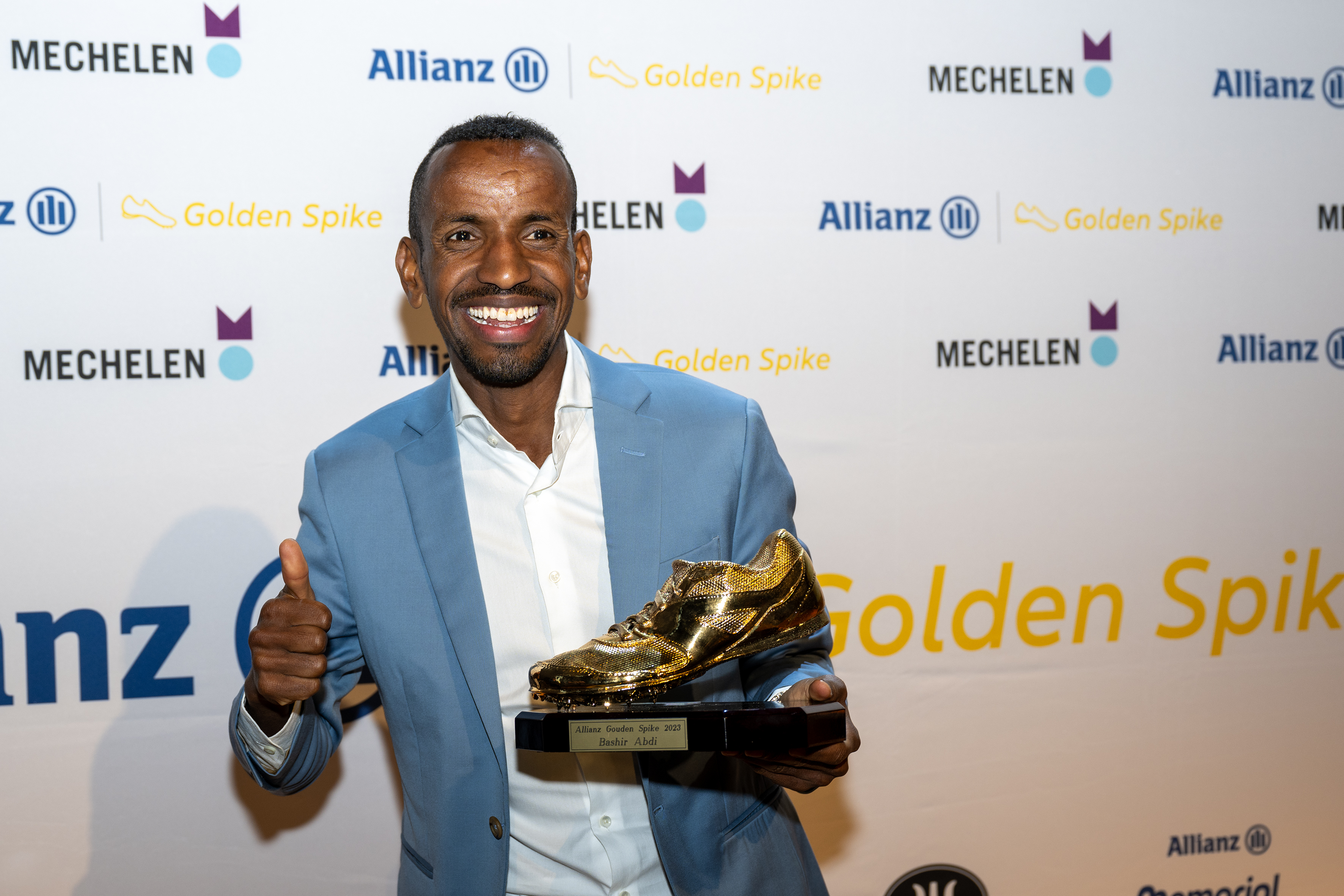 Wie volgen Bashir Abdi en Nafi Thiam op als laureaten van de Allianz ...